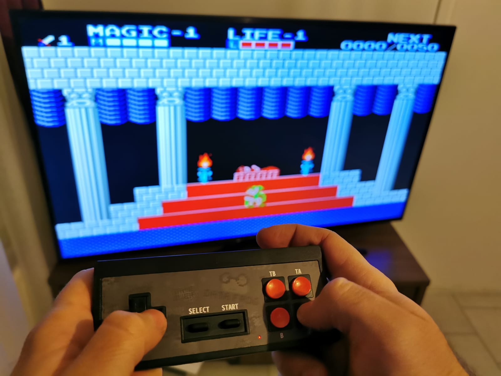 THE 8-BITSTICK – 1500+ games incl. – 8bitstick – Plug and Play to your ...